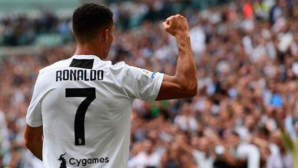 Debut en la red con doblete para CR7