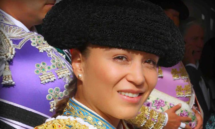 Rocío Morelli, única mujer torera colombiana, toreará en la feria de Cali