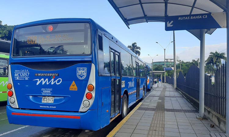 2 mujeres mueren en accidente de tránsito, invadieron carril del MIO