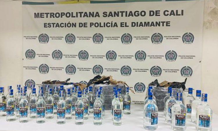 Decomisado aguardiente adulterado en Cali